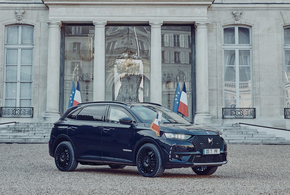 DS 7 Crossback Élysée je novo vozilo francuskog predsjednika
